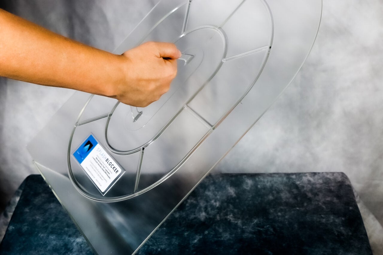 SplashBlocker | Lighthouse Distributor Services